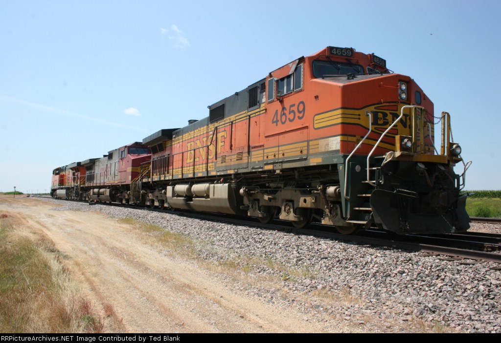 BNSF 4659